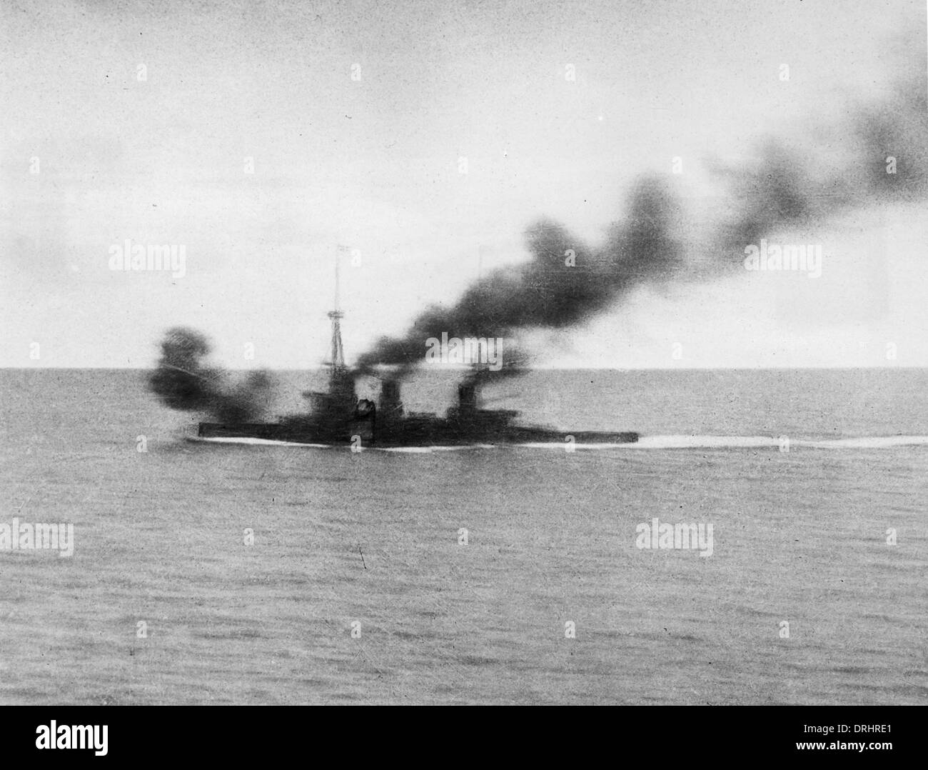 Opening fire, Battle of the Falkland Islands, WW1 Stock Photo - Alamy