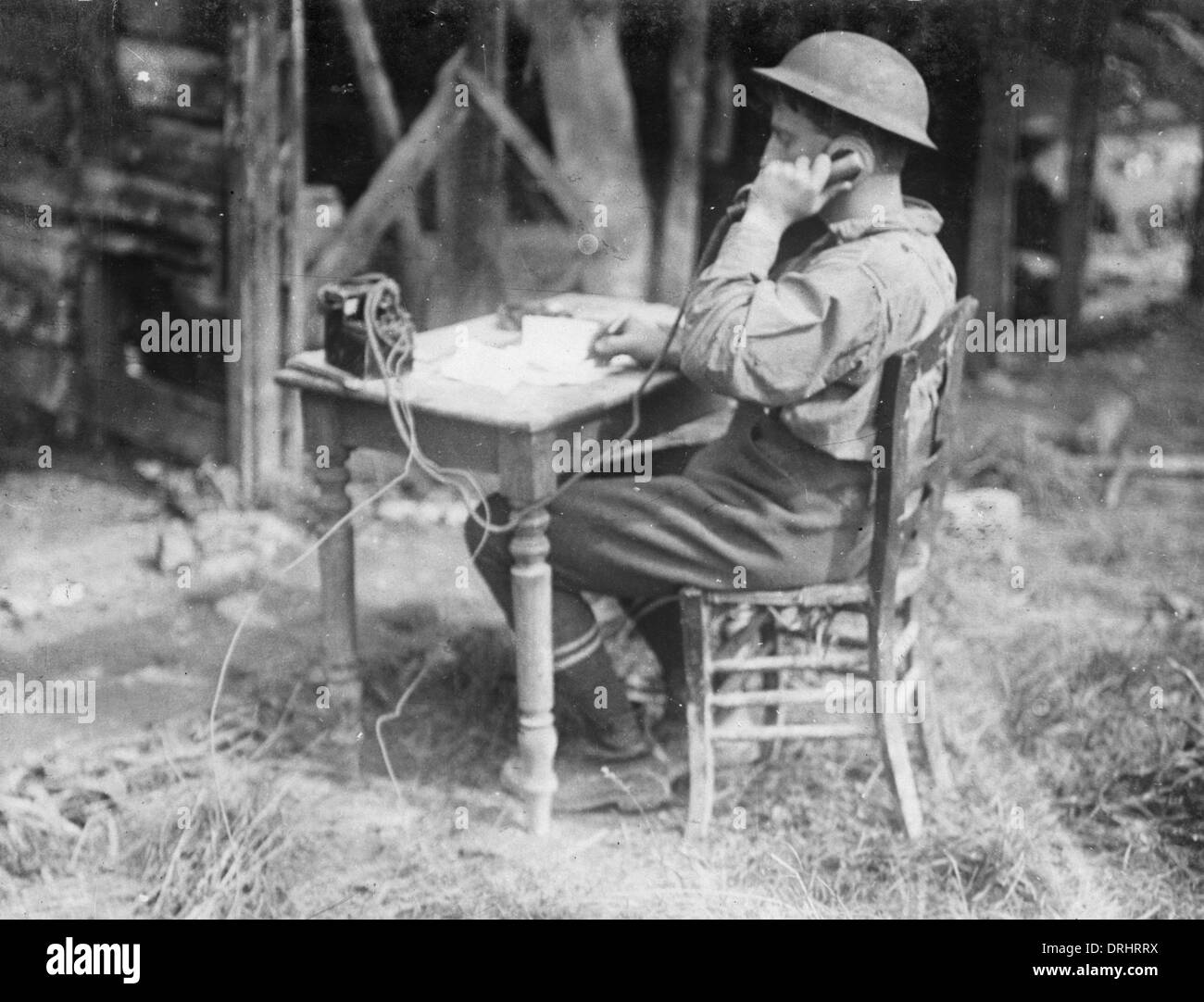 Army field telephone hi-res stock photography and images - Alamy