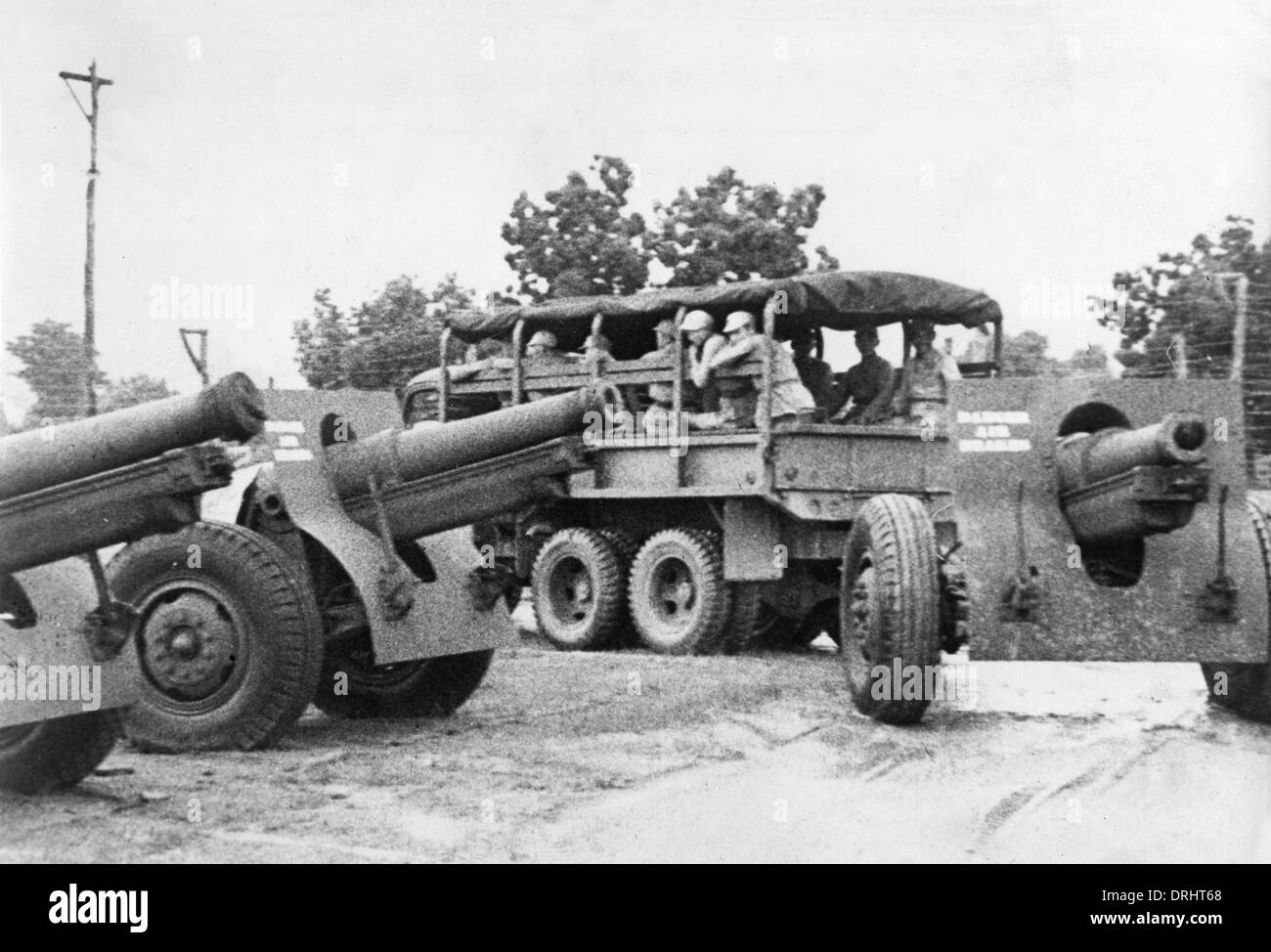 Wwii china artillery hi-res stock photography and images - Alamy