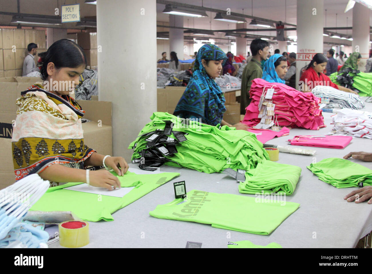 Textile factory bangladesh hi-res stock photography and images - Alamy