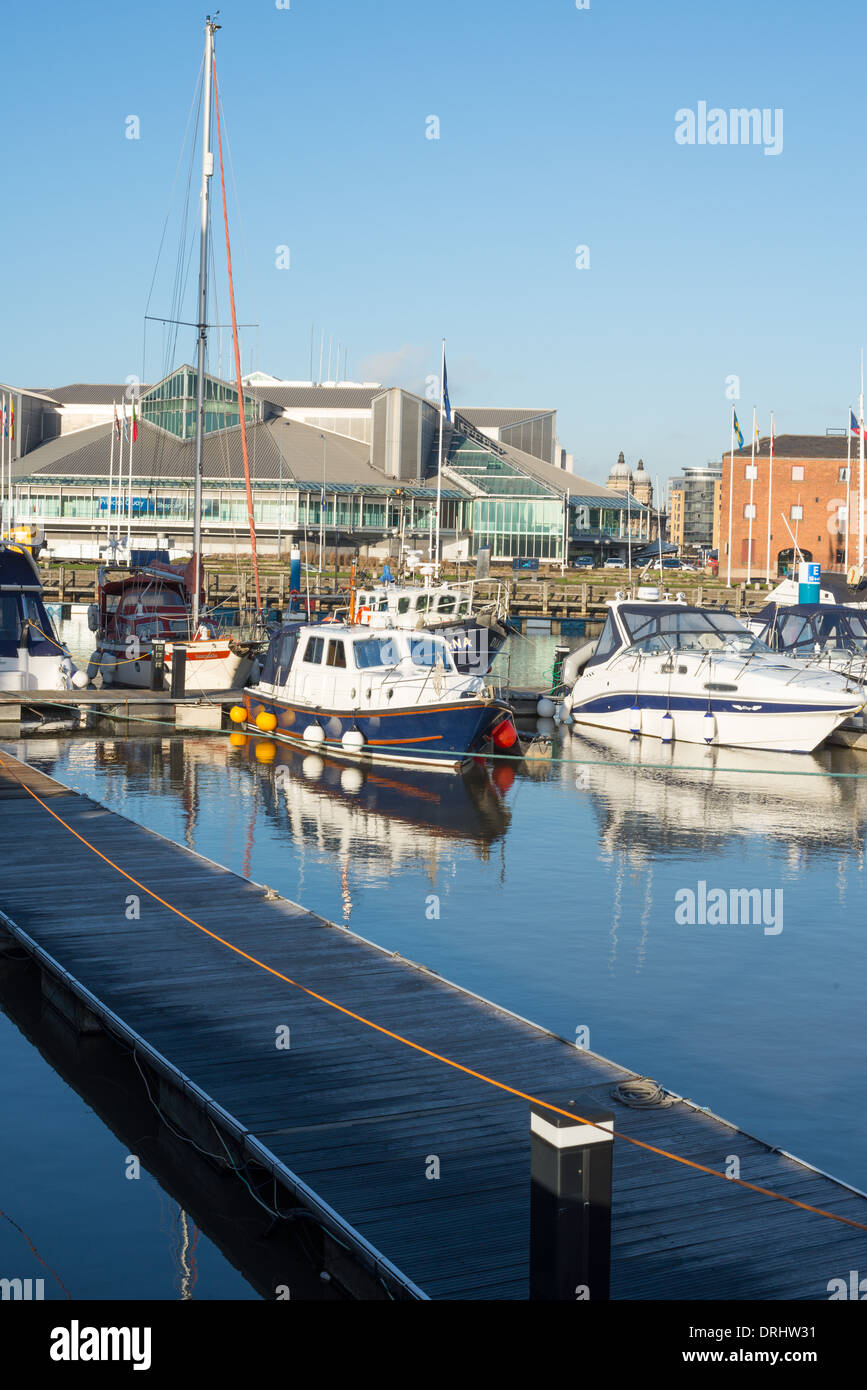Waterside Hull High Resolution Stock Photography and Images - Alamy