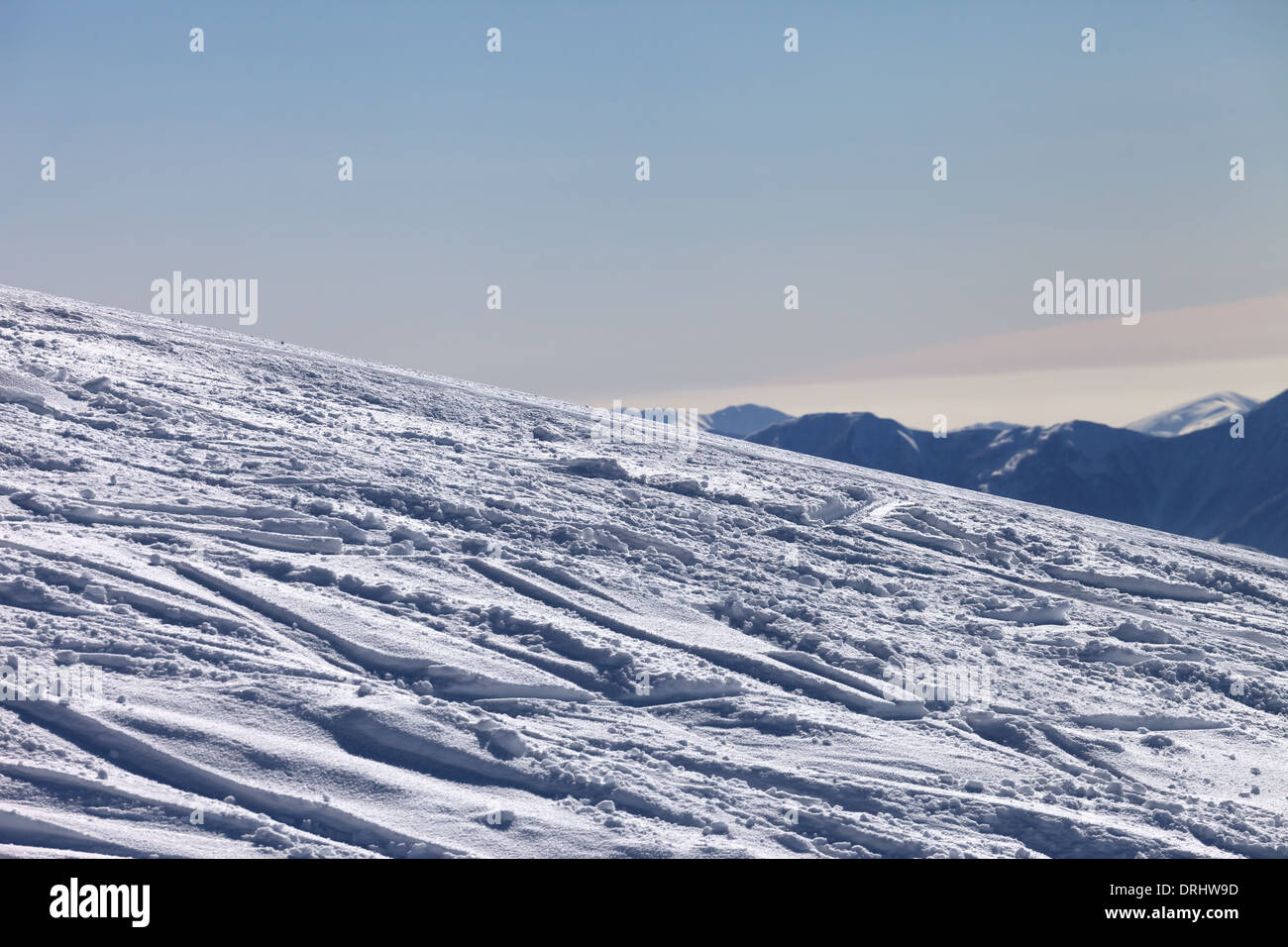 Newly fallen snow hi-res stock photography and images - Alamy