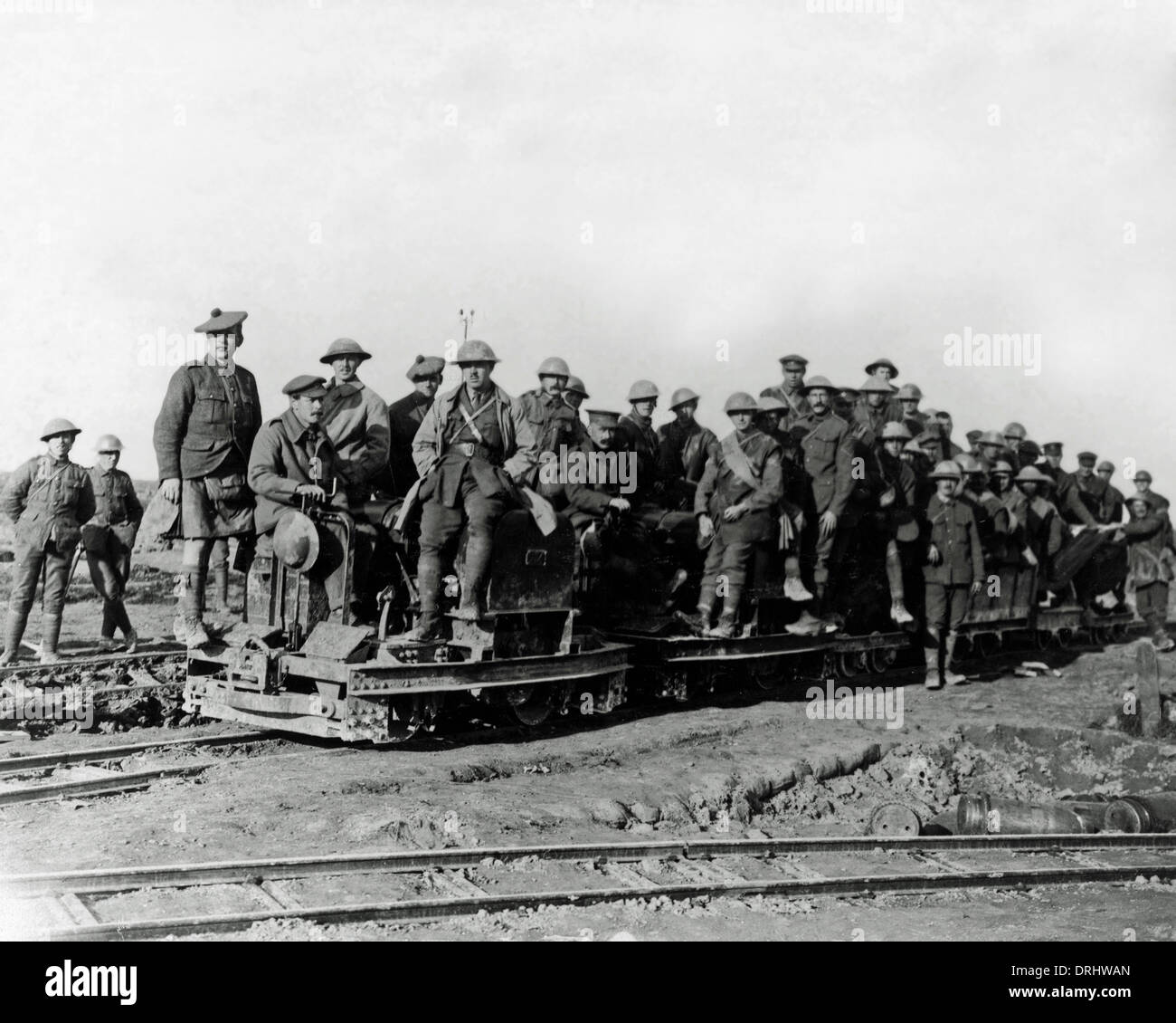 British soldiers wwi railway hi-res stock photography and images - Alamy