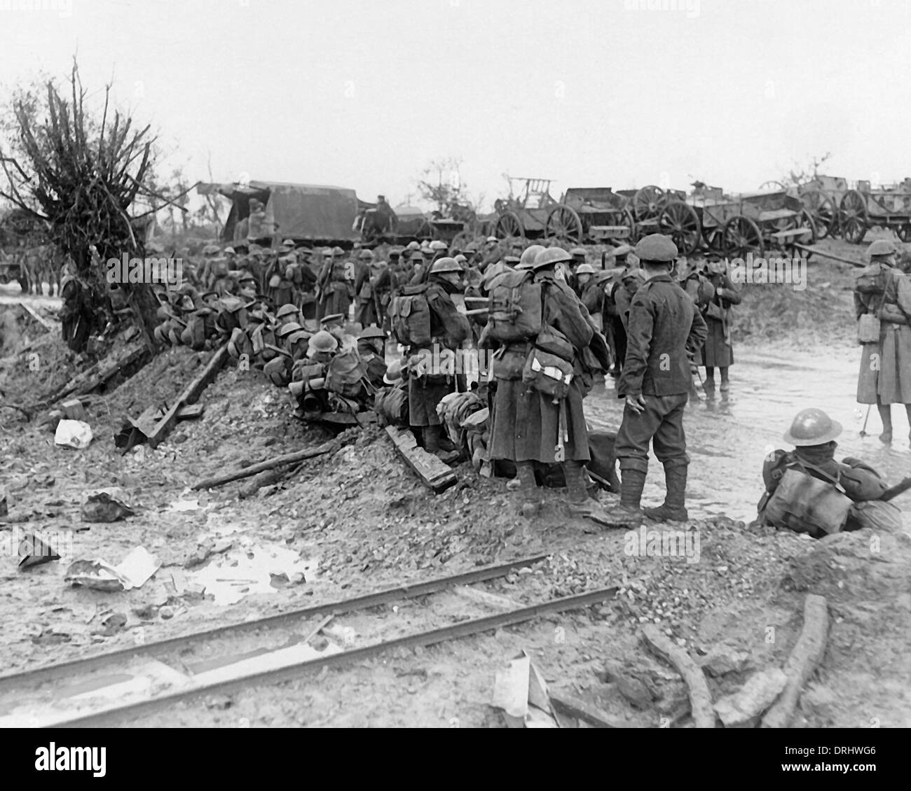 British troops rest on the road, Western Front, WW1 Stock Photo - Alamy