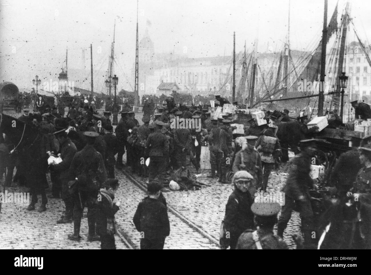 7th division 1914 hi-res stock photography and images - Alamy