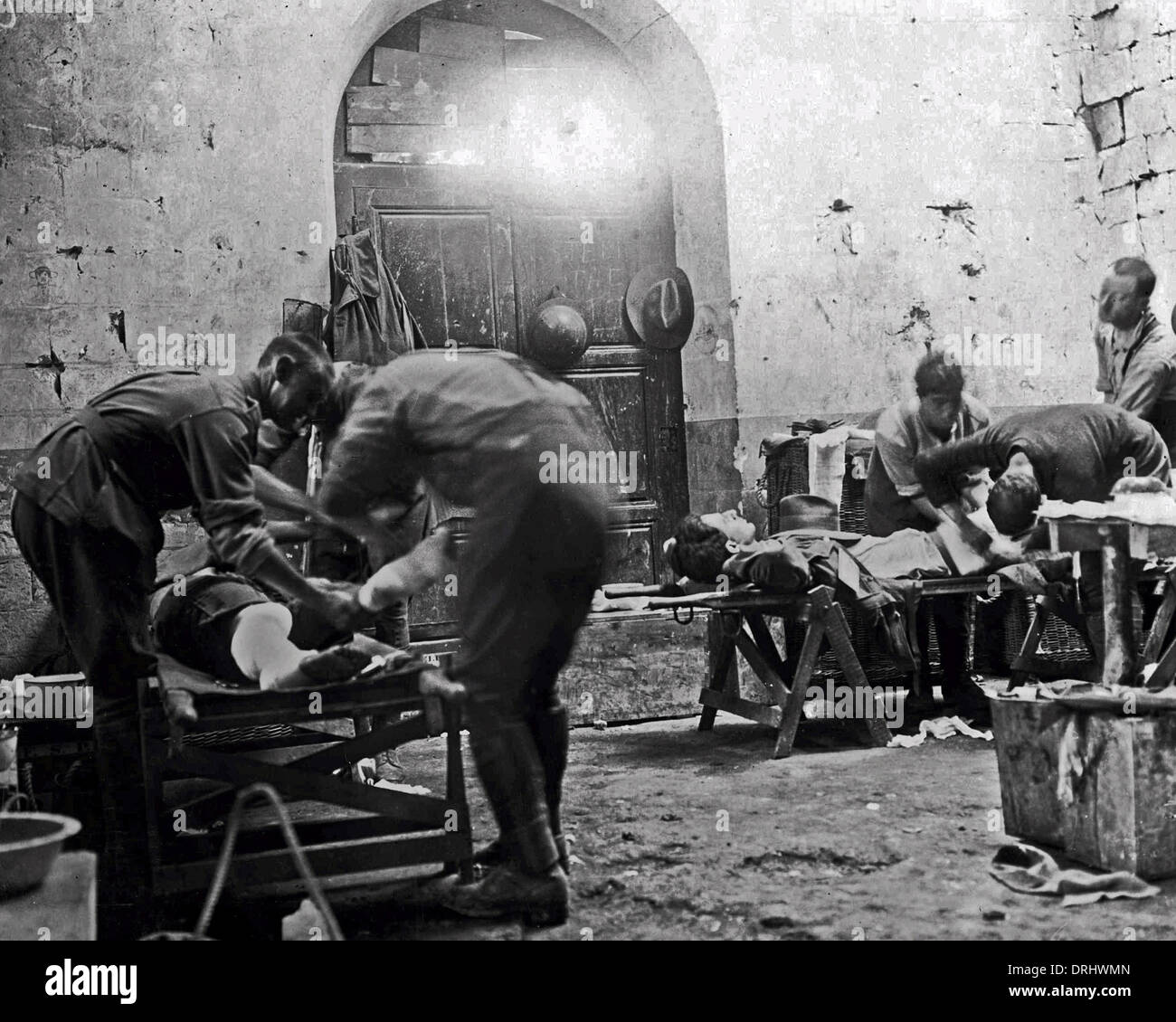 Injured soldier ww1 hi-res stock photography and images - Alamy