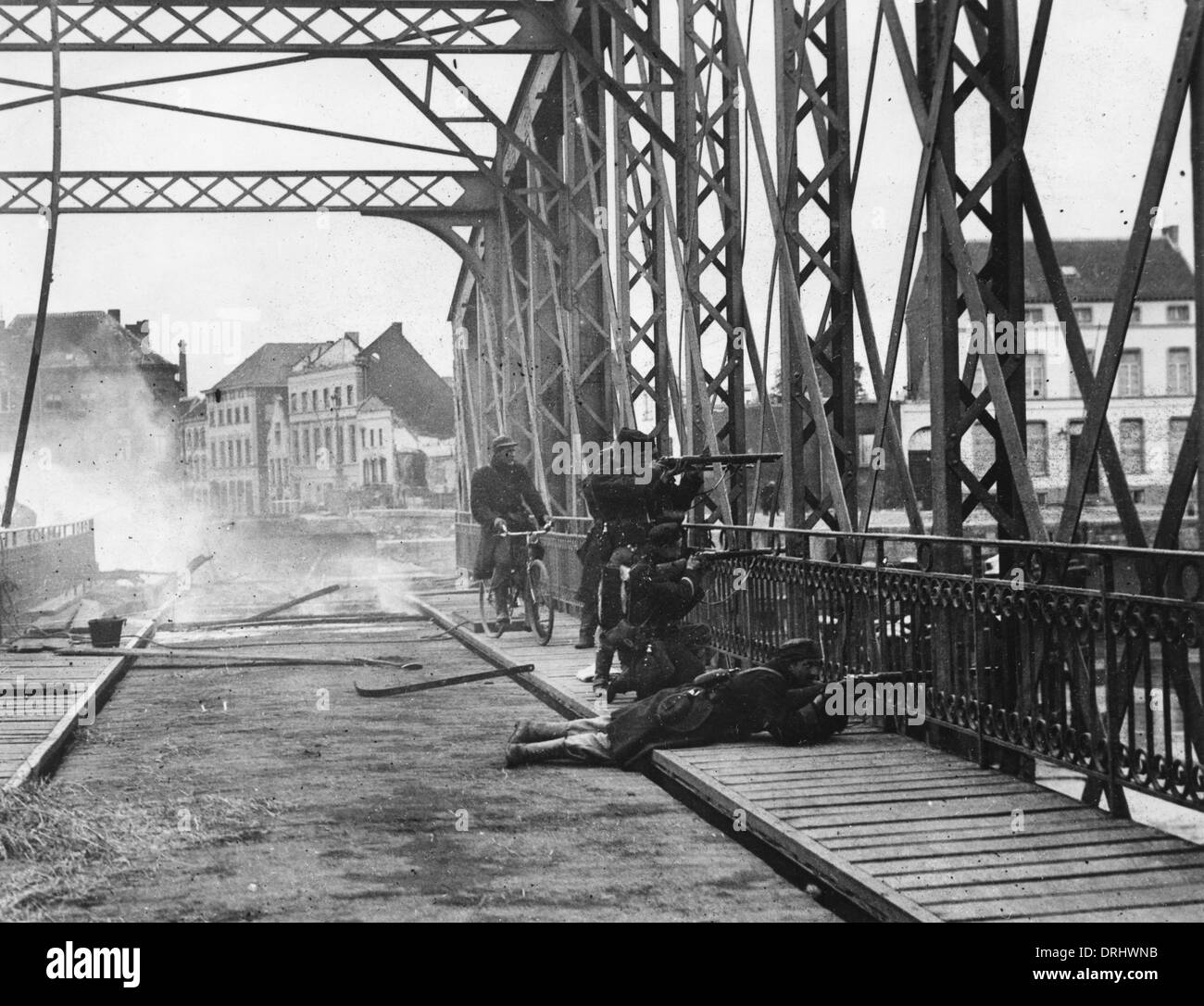 Belgian troops at Termonde, Belgium, WW1 Stock Photo - Alamy