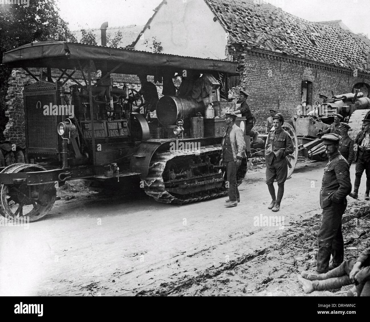 Caterpillar tractor with heavy gun, Western Front, WW1 Stock Photo - Alamy