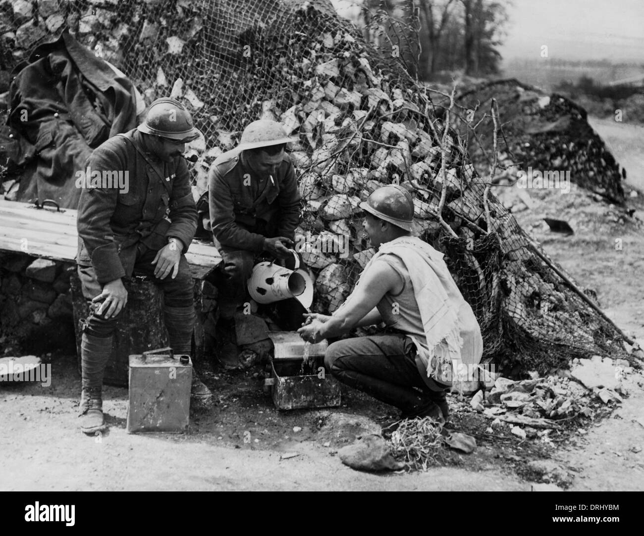 British and french soldier ww1 Black and White Stock Photos & Images ...
