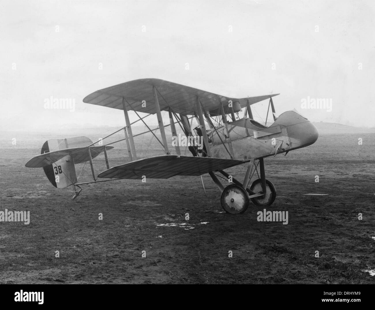 Airco DH2 De Havilland biplane on an airfield, WW1 Stock Photo - Alamy