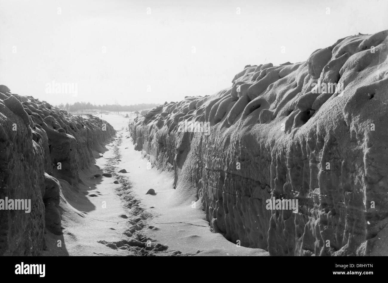 Snow-covered trenches near Baranovichi, Russia, WW1 Stock Photo - Alamy