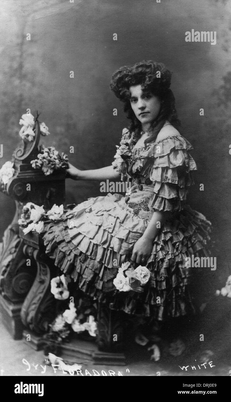 Celebrity dress Black and White Stock Photos & Images - Alamy