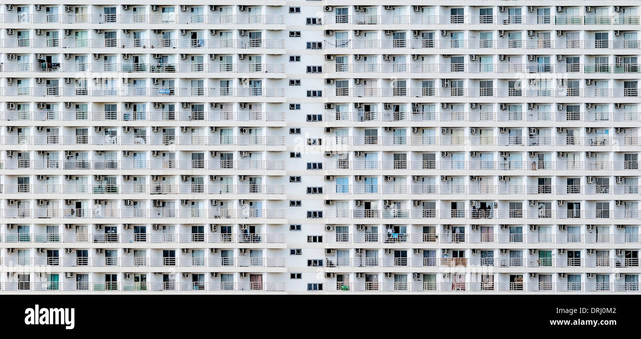 Overcrowded block of flats hi-res stock photography and images - Alamy