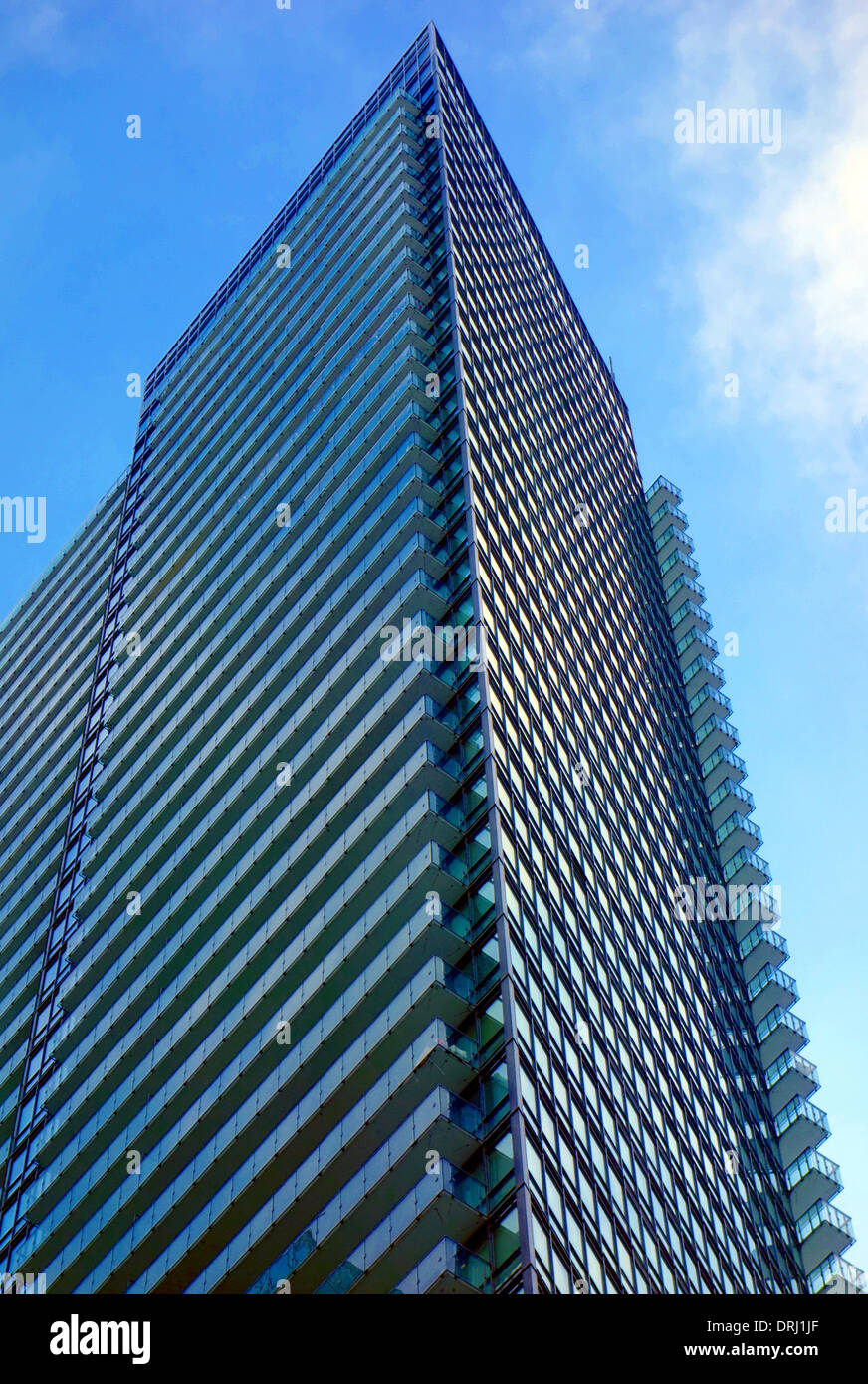 Toronto condo building hi-res stock photography and images - Alamy