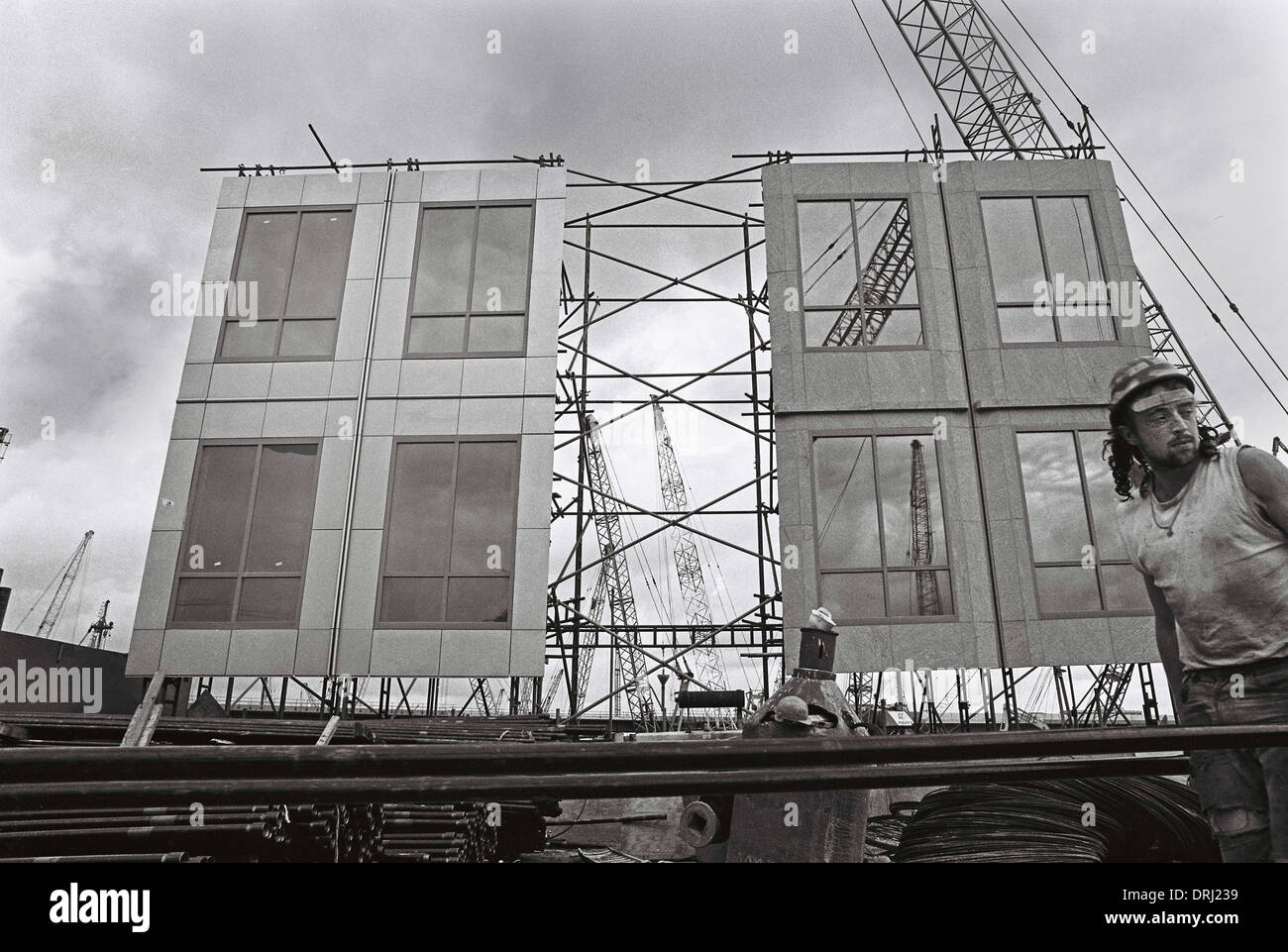 1980s building hi-res stock photography and images - Alamy