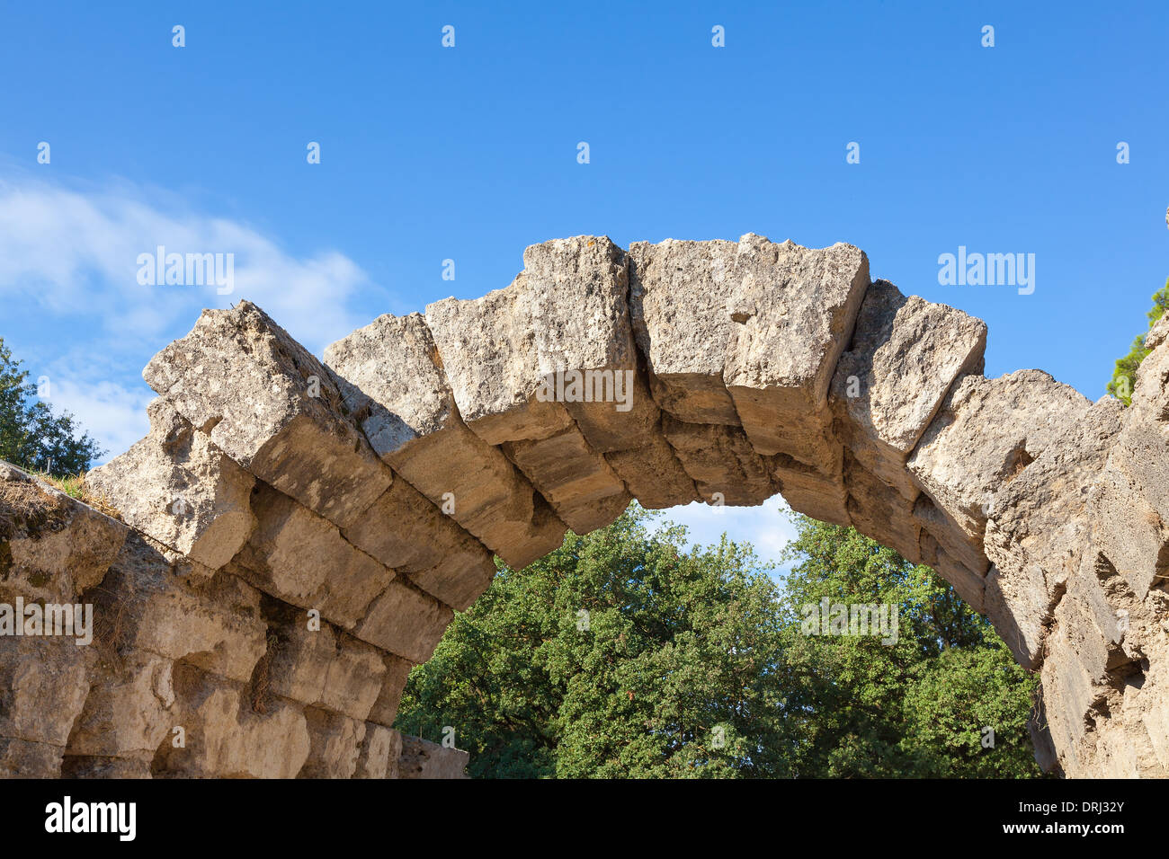 Stone arch greece hi-res stock photography and images - Alamy