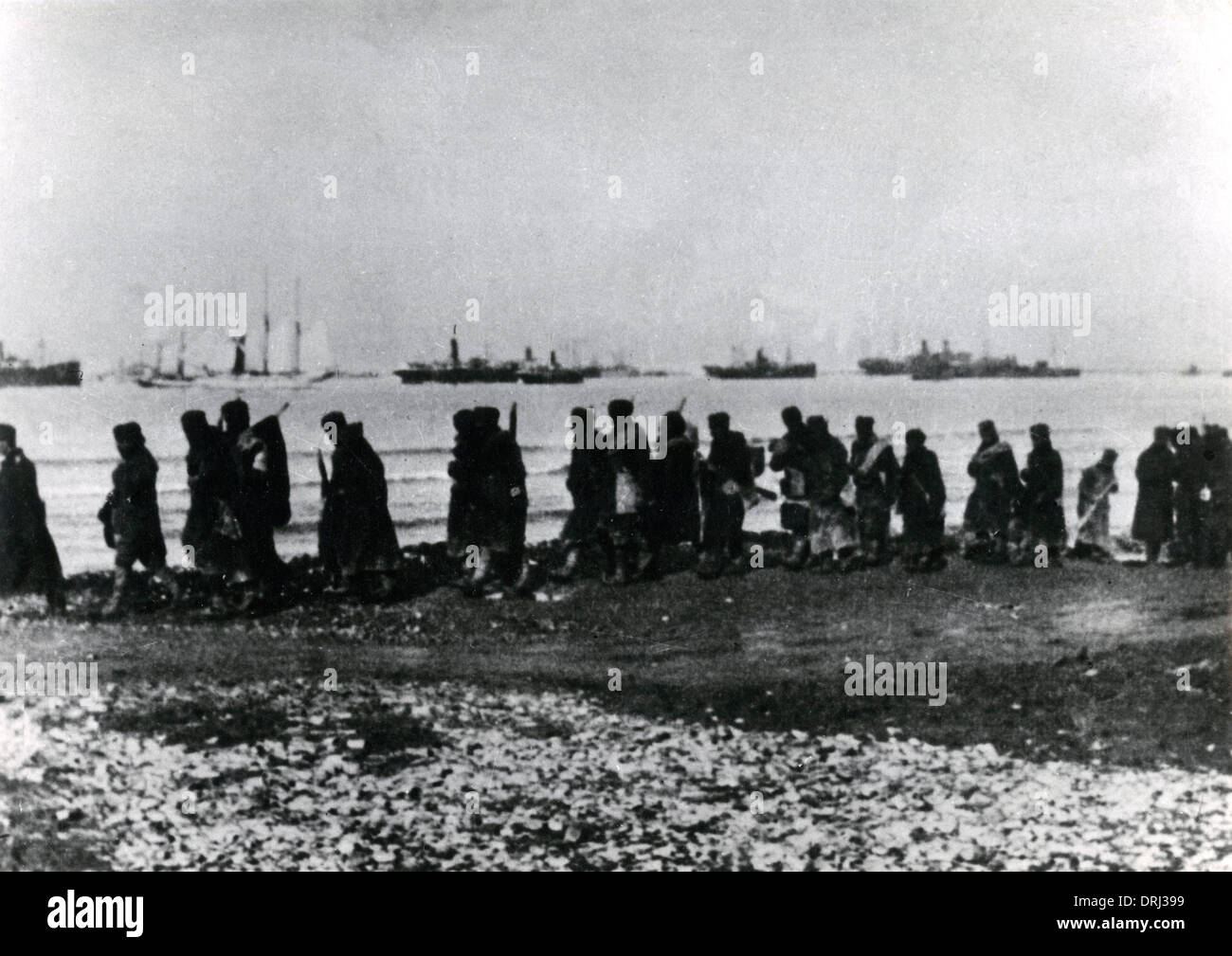 Serbian troops in retreat, WW1 Stock Photo - Alamy