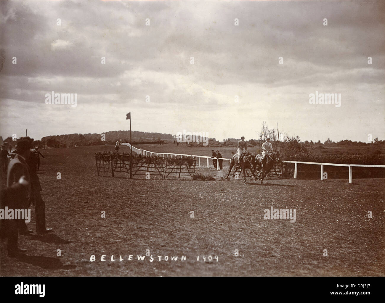 Bellewstown racecourse hi-res stock photography and images - Alamy