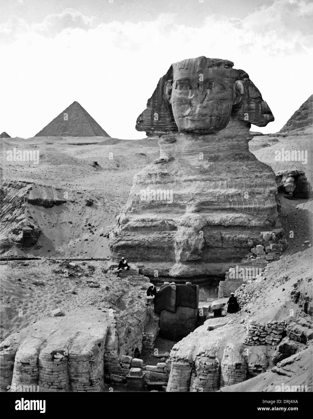 Egypt sphinx and pyramid Black and White Stock Photos & Images - Alamy