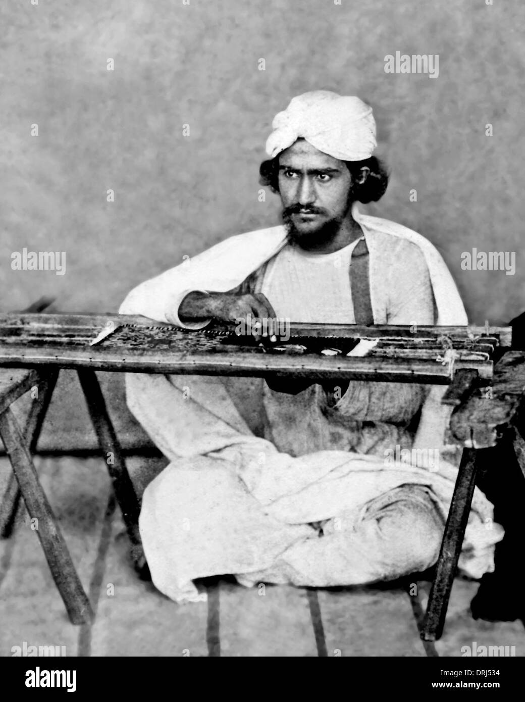 Indian weaver Black and White Stock Photos & Images - Alamy