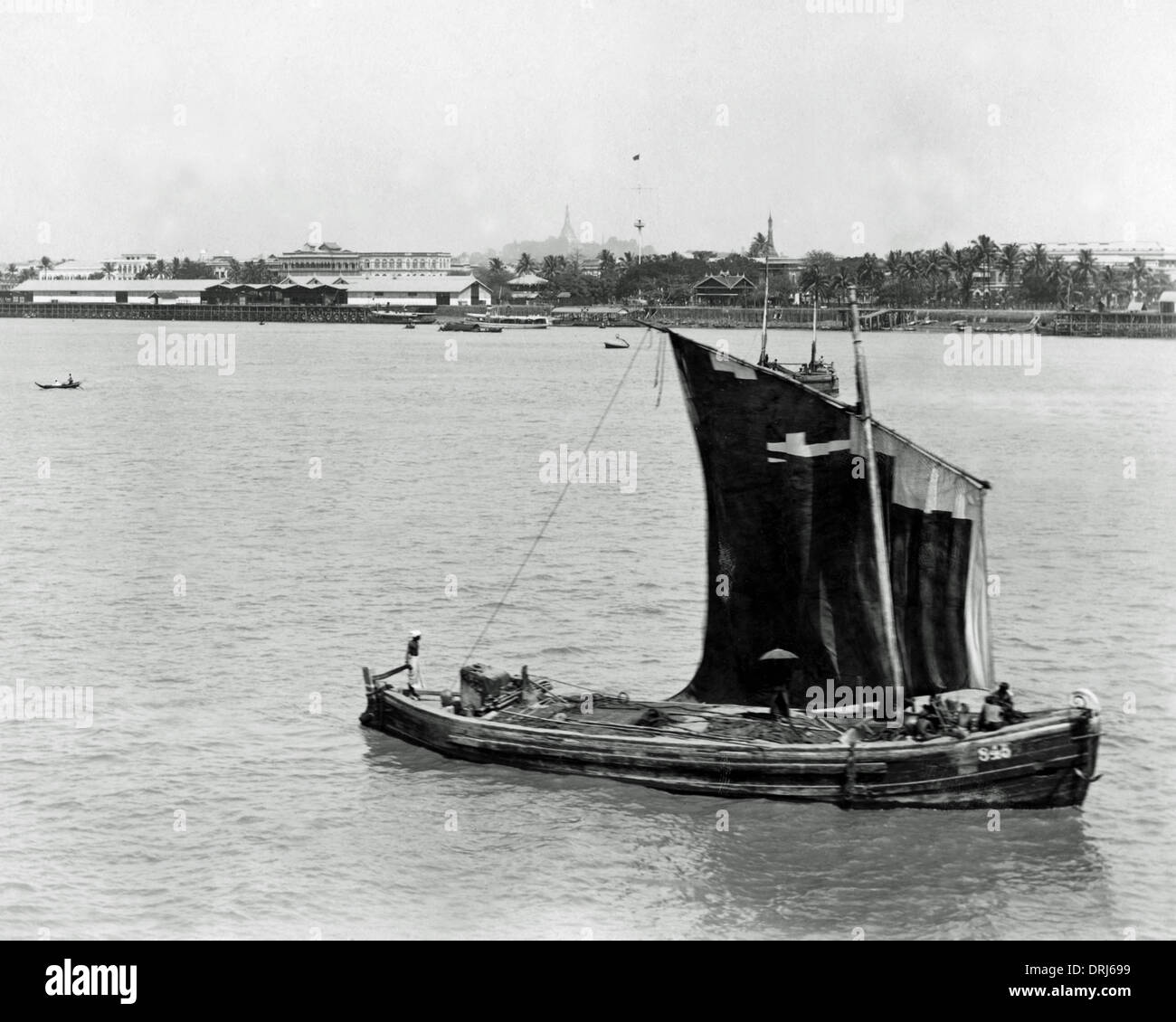 Fishing boat, Rangoon, Burma (Myanmar Stock Photo - Alamy