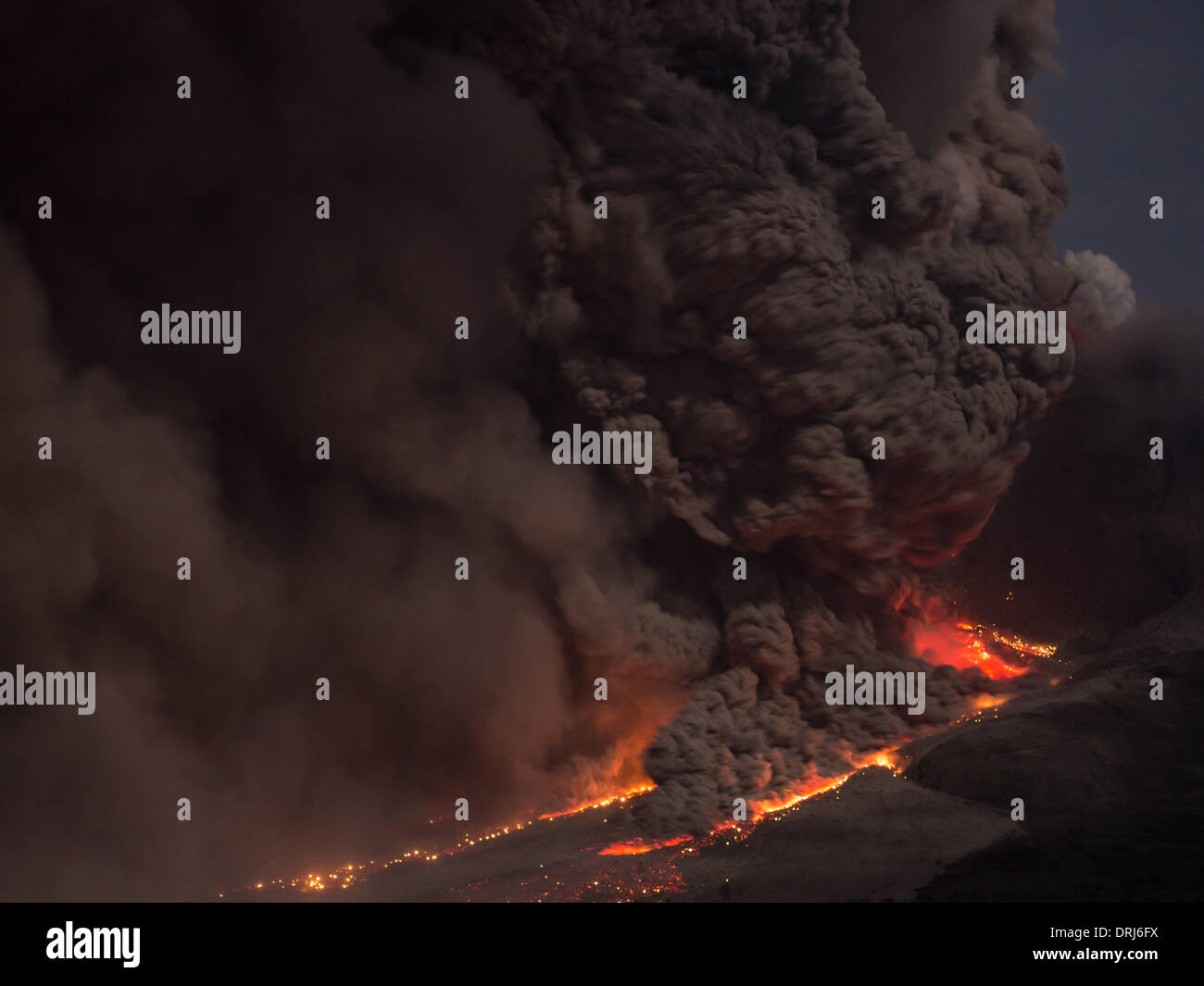 Pyroclastic flow indonesia hi-res stock photography and images - Alamy