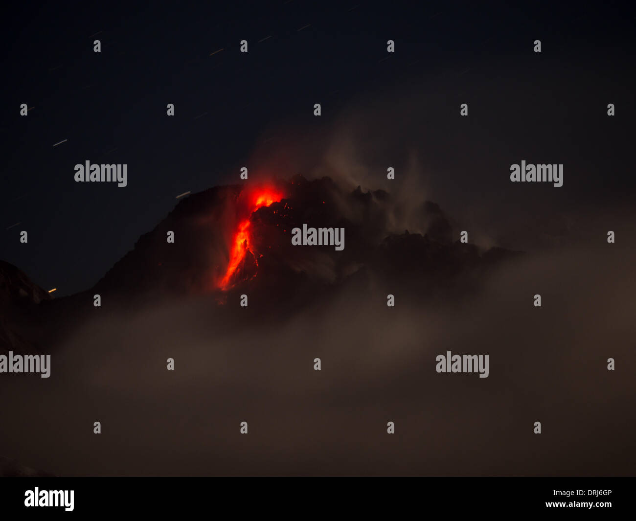 Glowing debris flow at Sheveluch volcano on Kamchatka - October 2013 ...