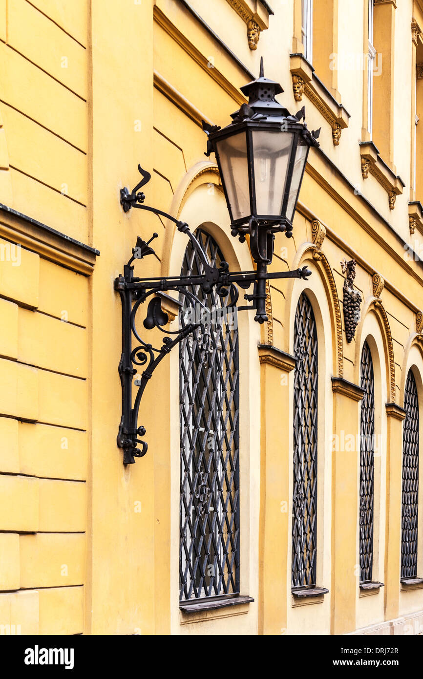 Ornate wrought iron street lamp hi-res stock photography and images - Alamy