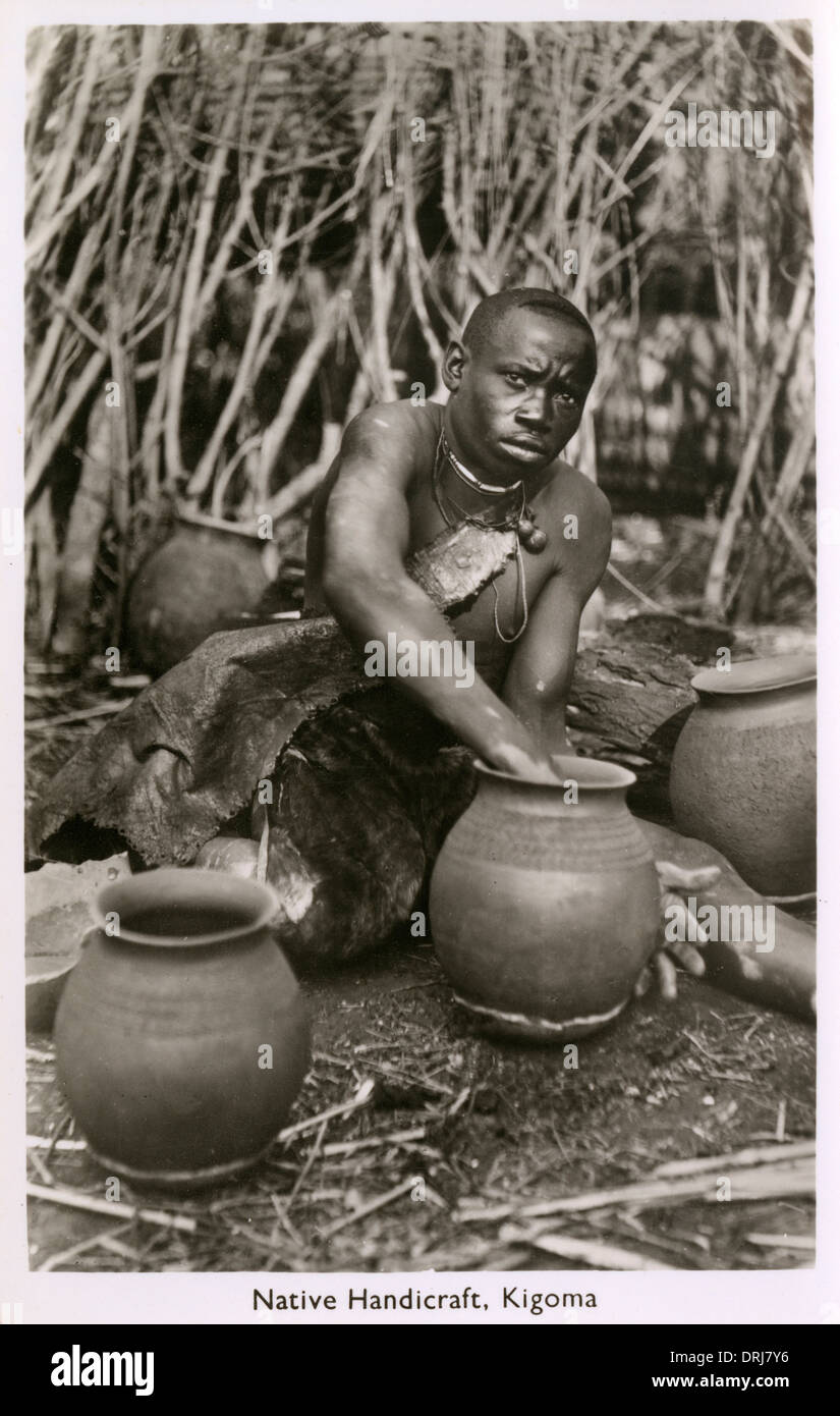 Native pottery hi-res stock photography and images - Alamy
