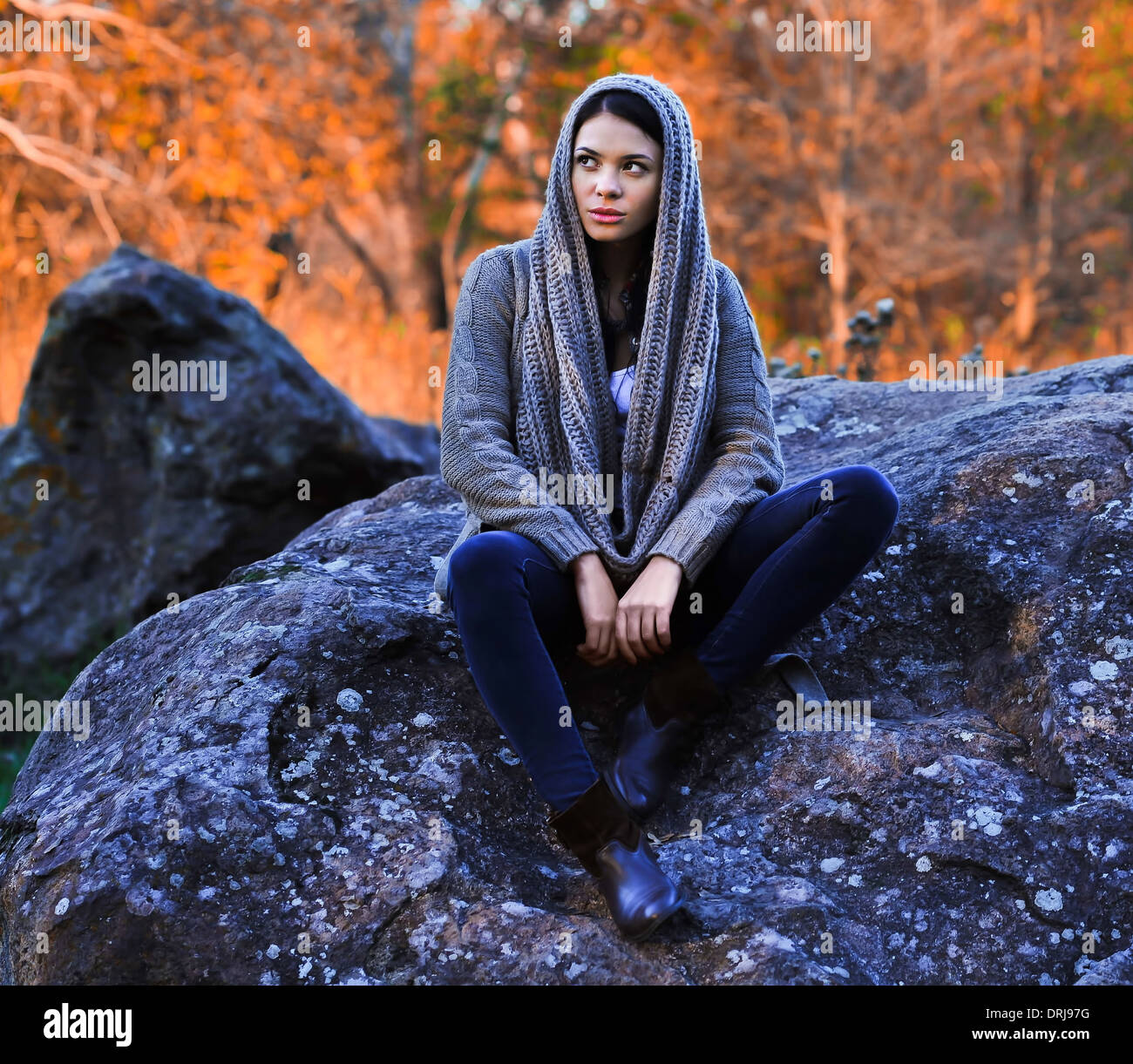 Girl travels through the scenic Stock Photo - Alamy