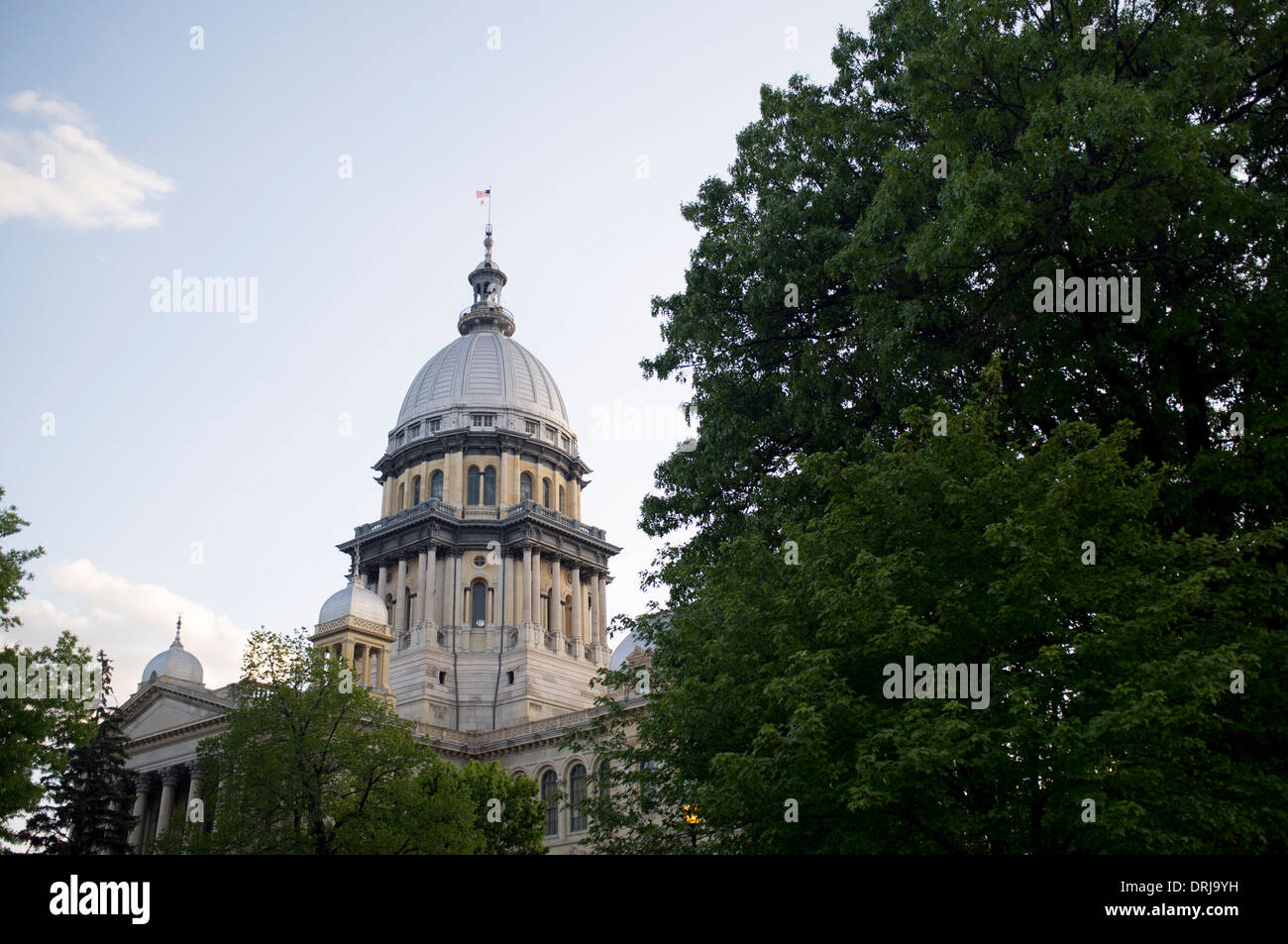 The Illinois State Capitol building in Springfield, Illinois on Apr. 23 ...
