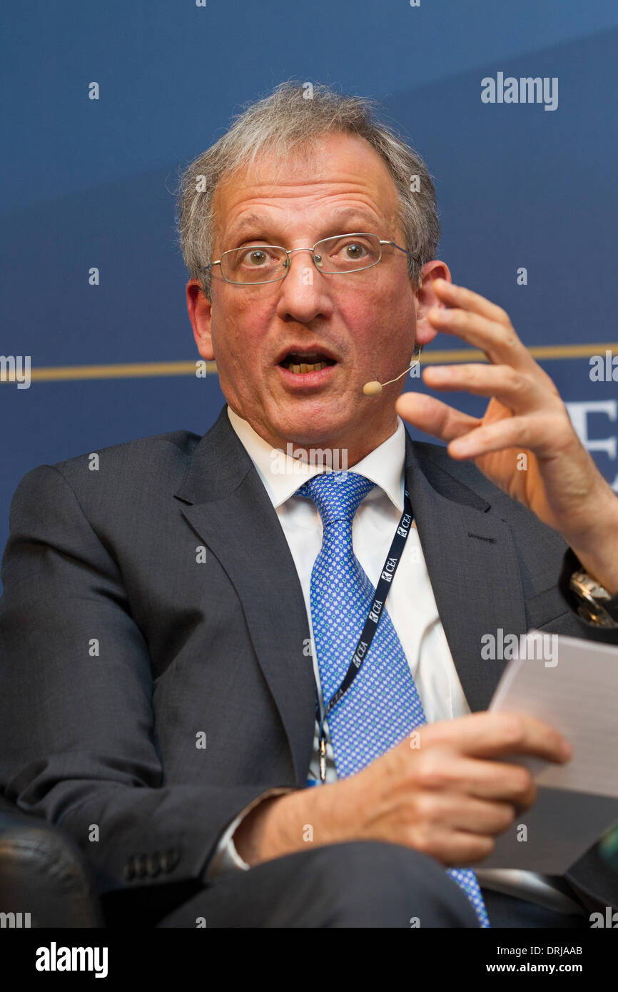 Sir jon cunliffe hi-res stock photography and images - Alamy