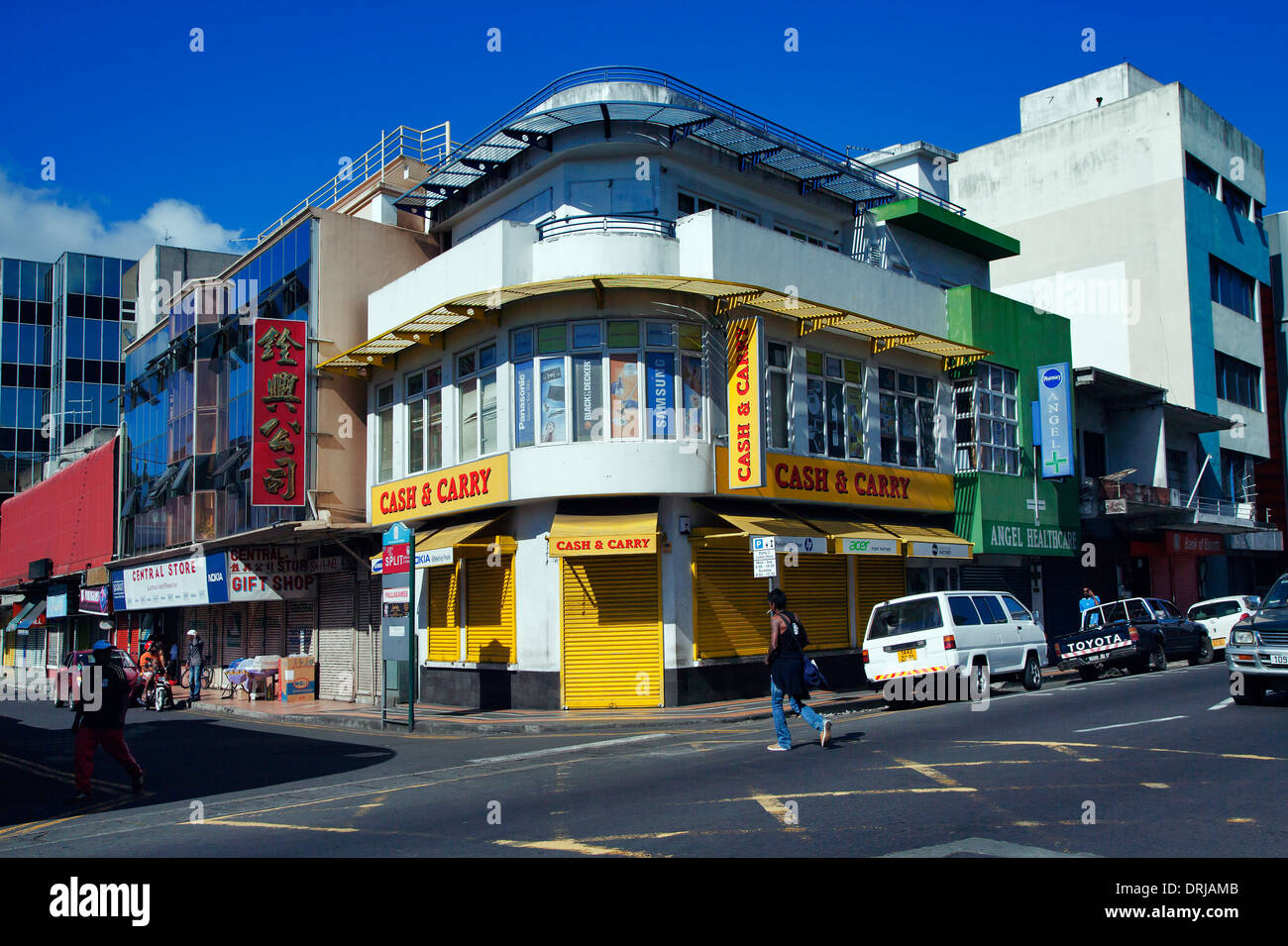 Cash scene hi-res stock photography and images - Alamy