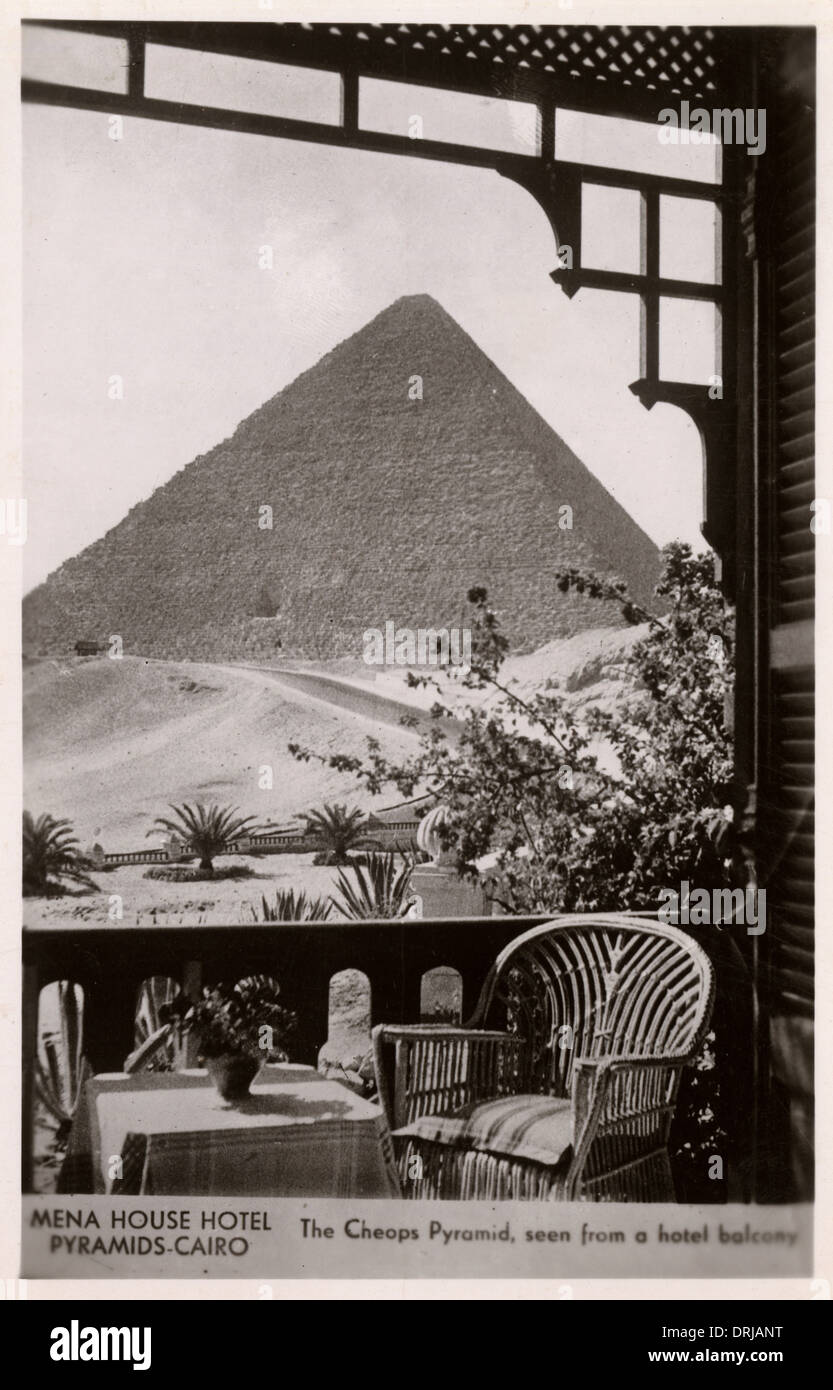 Mena House Hotel, Cairo, Egypt - View of Cheops Pyramid Stock Photo - Alamy