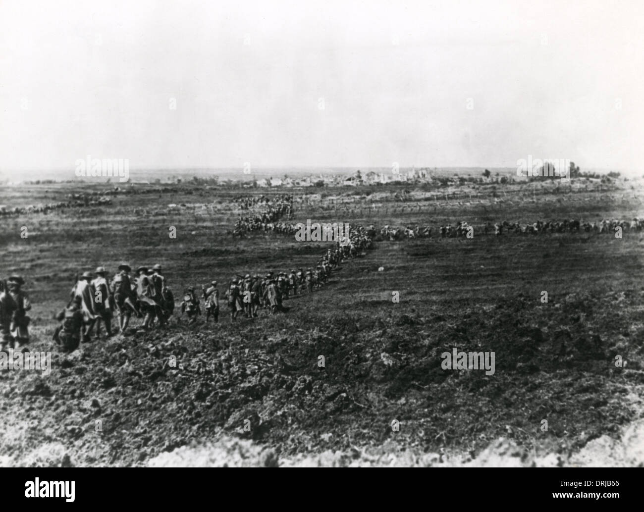 American troops advance, Western Front, WW1 Stock Photo - Alamy