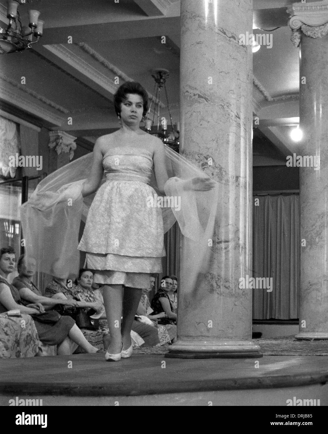 Model a in parade Black and White Stock Photos & Images - Alamy