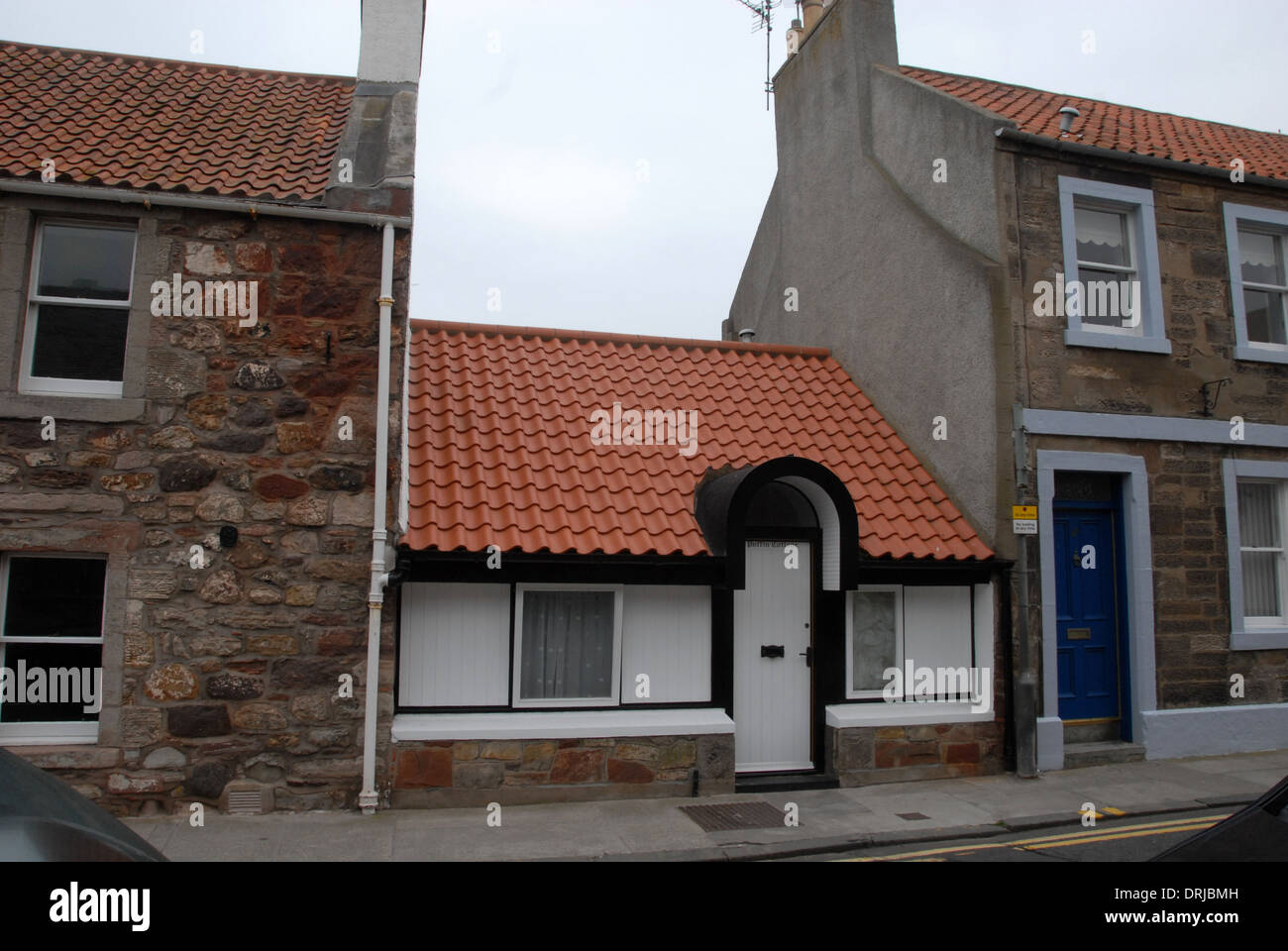 Cramped house hi-res stock photography and images - Alamy