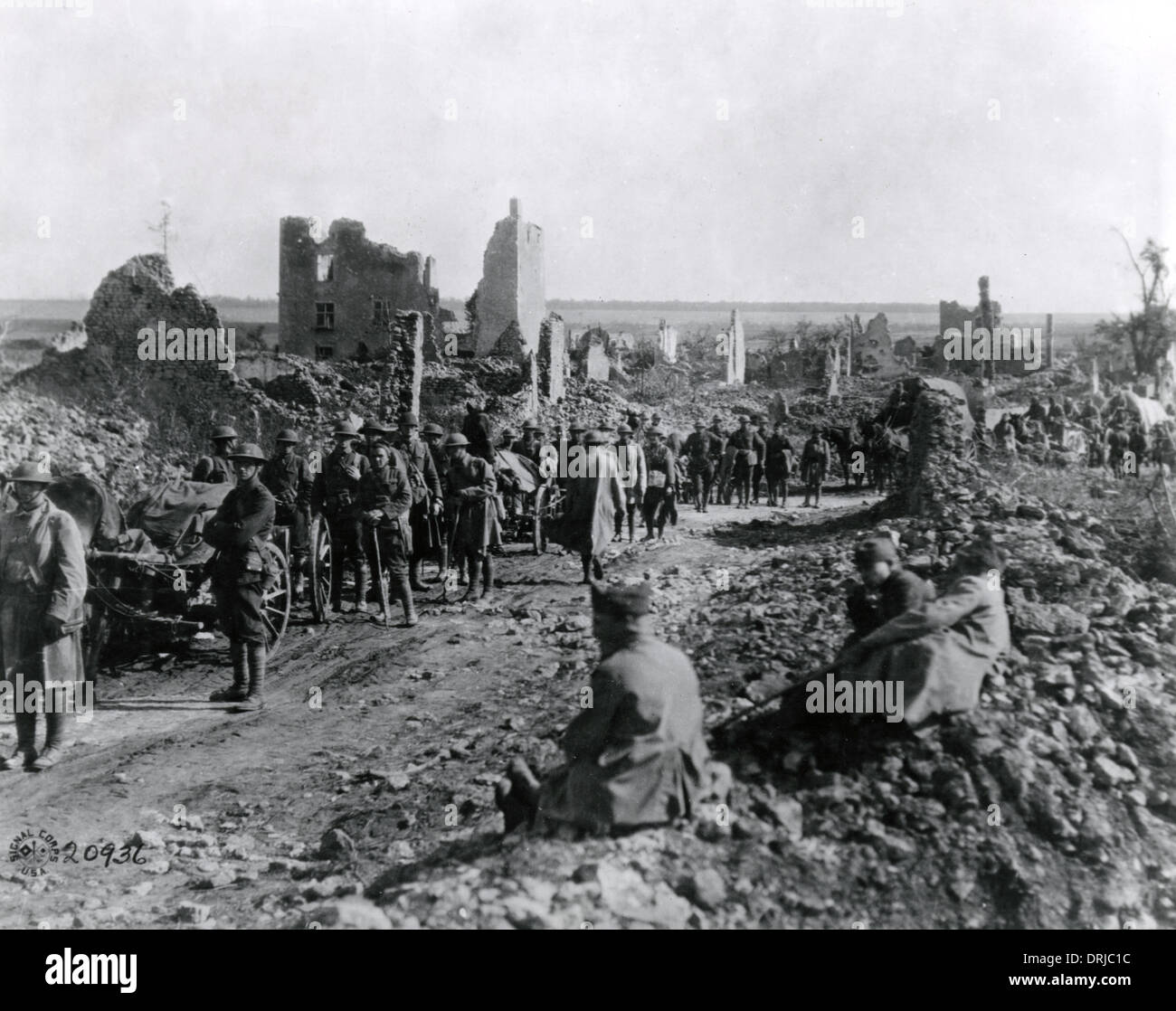 American gunners and transport near St Mihiel, France, WW1 Stock Photo ...