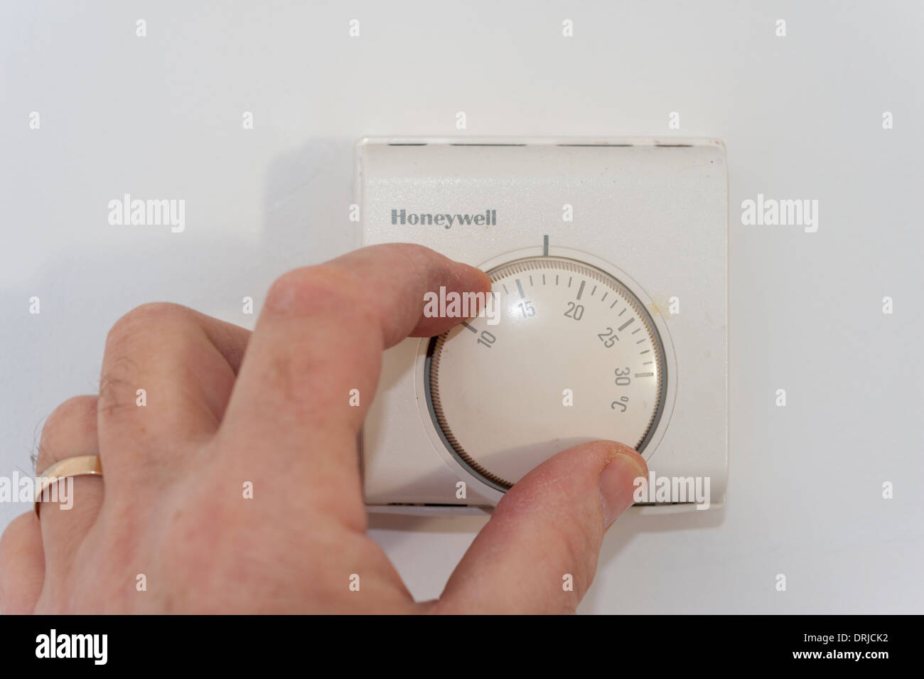Heating thermostat hi-res stock photography and images - Alamy