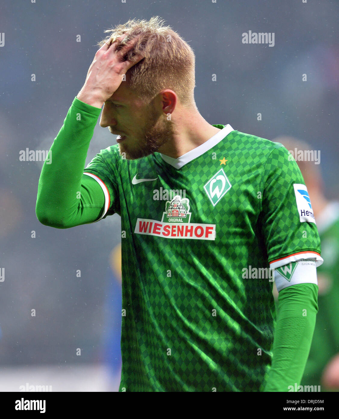 Aaron hunt soccer hi-res stock photography and images - Alamy