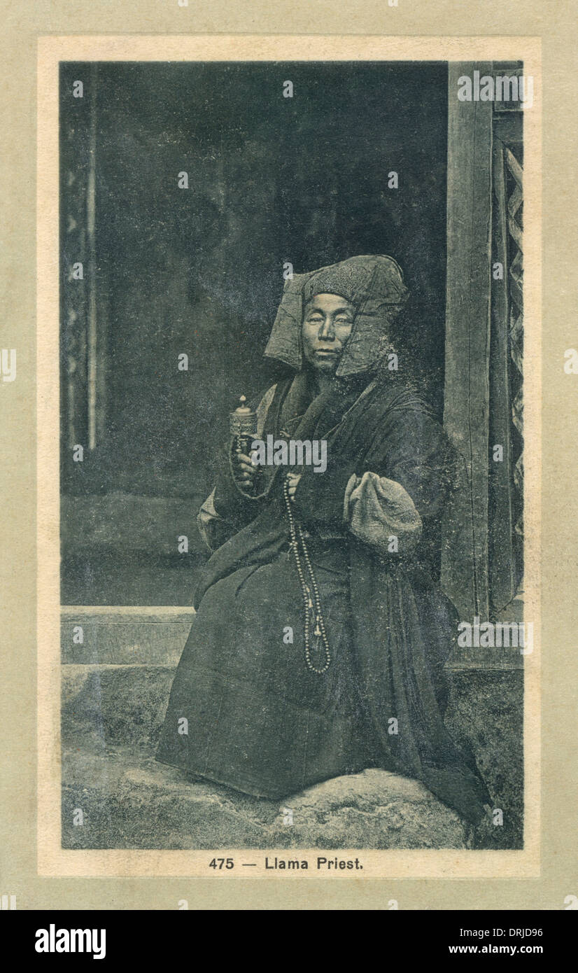 Chinese priest hi-res stock photography and images - Alamy