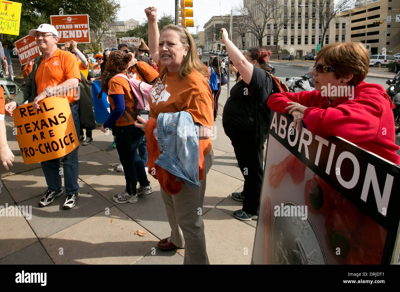Both pro-choice and pro-life groups rally during the Texas Rally for ...
