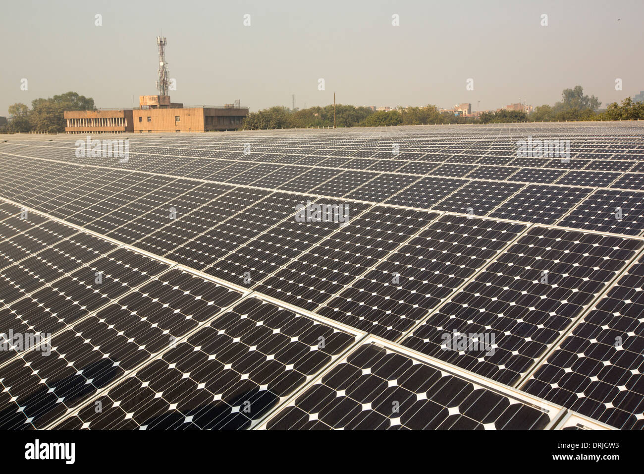 Solar pv power station hi-res stock photography and images - Alamy