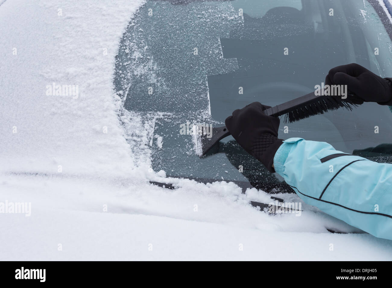 Woman scratch car hi-res stock photography and images - Alamy