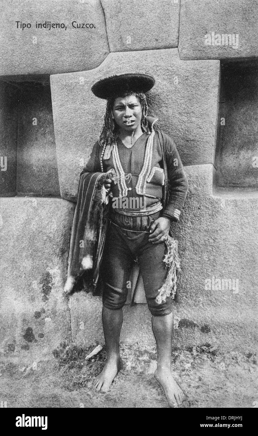 Amerindian Man - Cyclopean Wall - Cuzco, Peru Stock Photo - Alamy