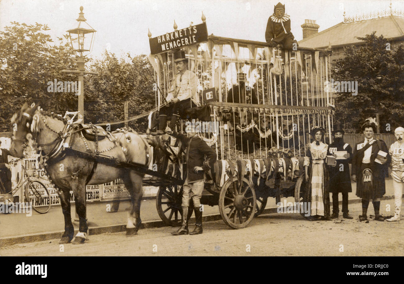 Monkey parade hi-res stock photography and images - Alamy