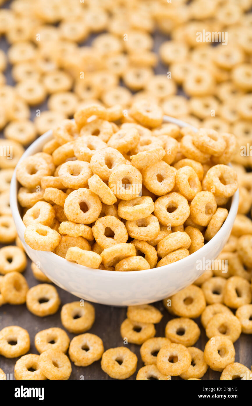 Bowl of honey corn rings Stock Photo - Alamy