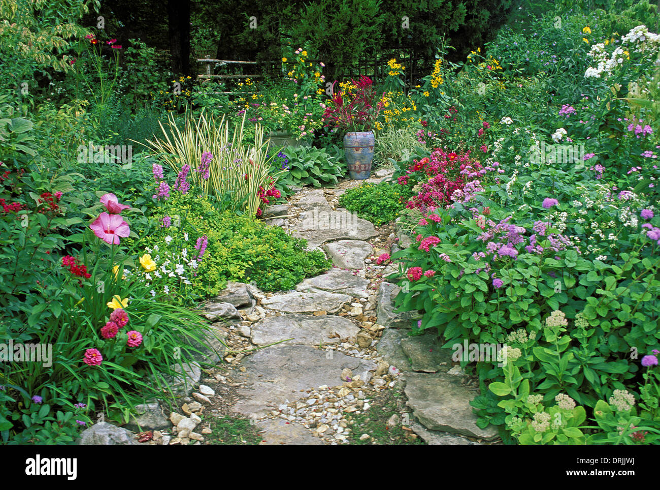 Brick pathwayday hi-res stock photography and images - Alamy