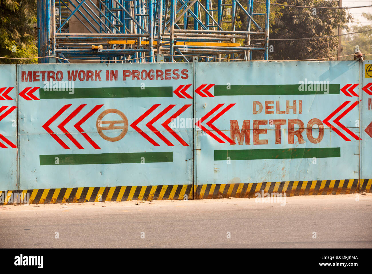 Delhi metro construction hi-res stock photography and images - Alamy
