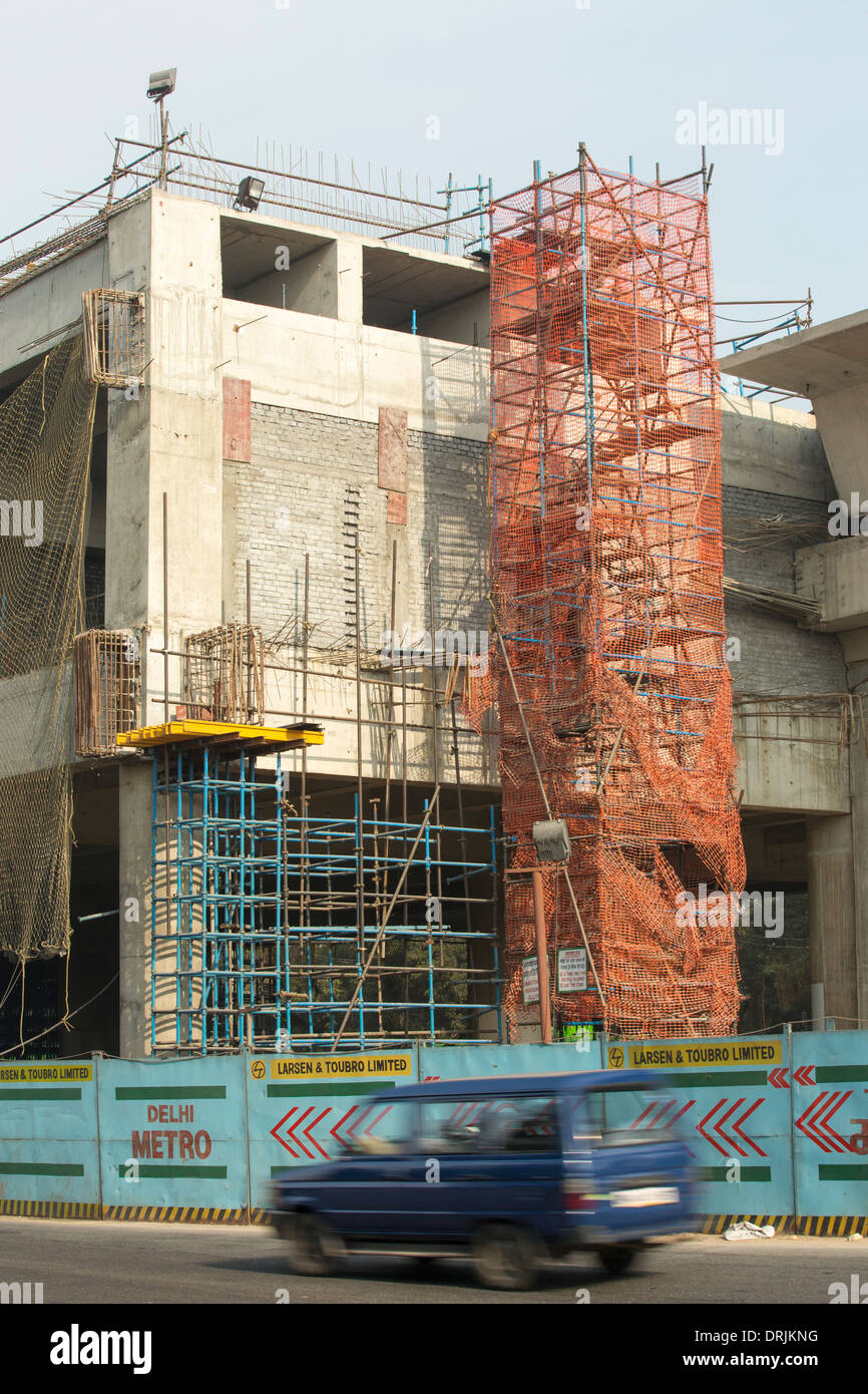 Construction work to extend the Delhi metro, India Stock Photo - Alamy